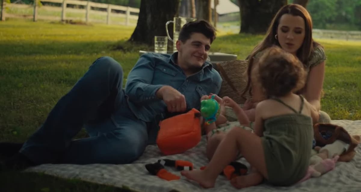 WATCH: Gabby Barrett Shares Intimate Moments With Family In 'Glory Days ...