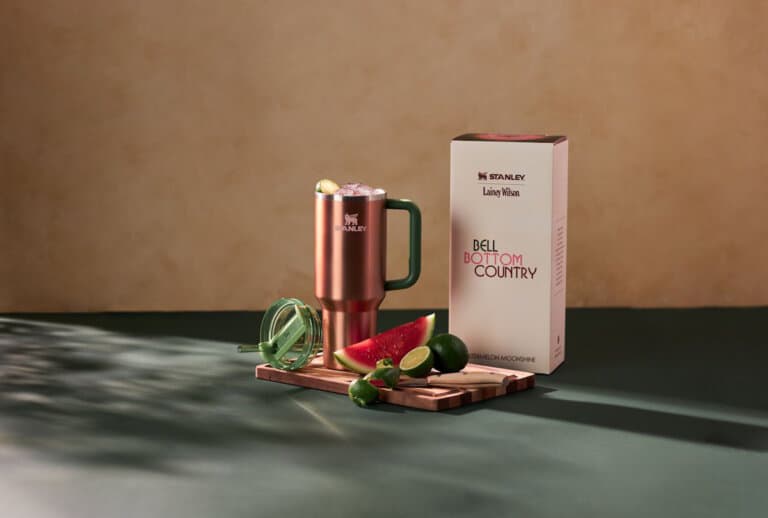 Lainey Wilson Unveils Eye-Catching Stanley Tumbler In Celebration of ...