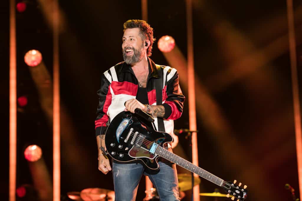 Old Dominion Celebrates Ninth No. 1 With 'Memory Lane' - Country Now