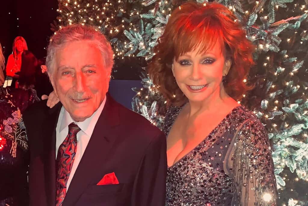 Reba McEntire, Carrie Underwood, Tim McGraw & More Pay Tribute To The ...