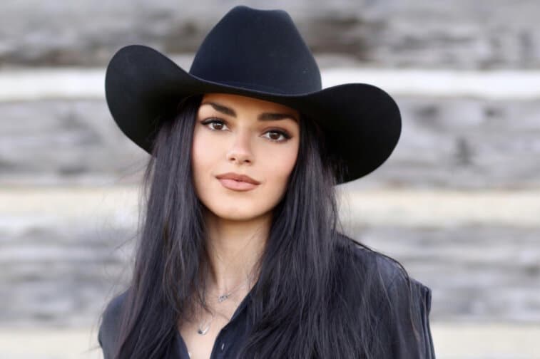 Country Next: Alexis Wilkins - Country Now