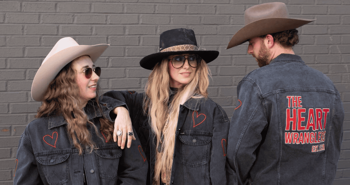 The Heart Wranglers Unite: Lainey Wilson Reflects On 'Heart Like A ...