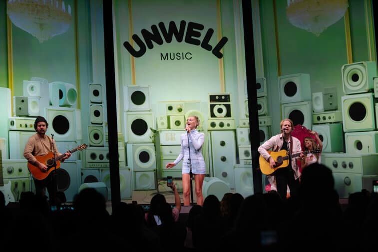 Kelsea Ballerini Details Her Heart-Stopping First Kiss With Boyfriend ...