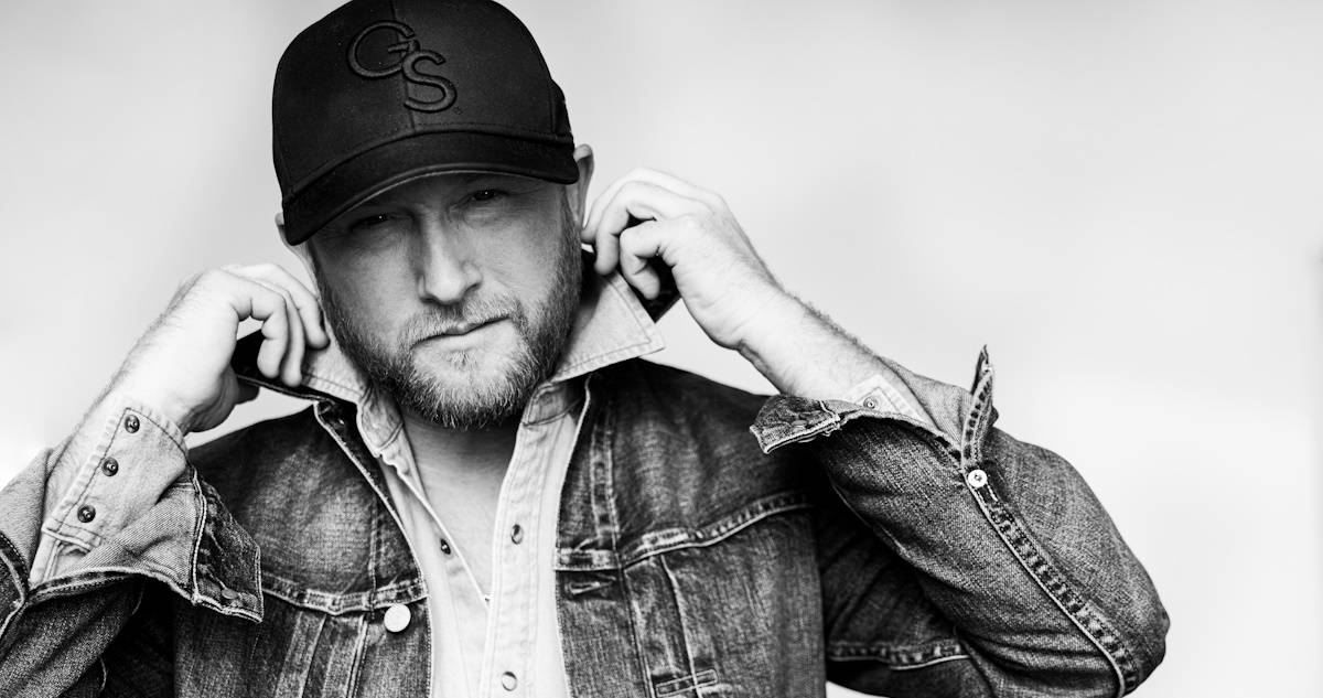 Cole Swindell's '3 Feet Tall' Explores The Heartfelt Perspective Of A ...