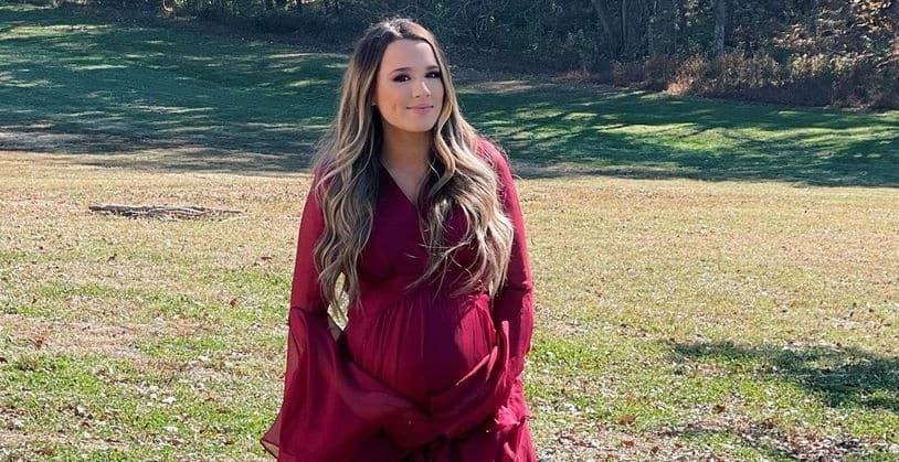 Gabby Barrett Expresses Gratitude As She Prepares To Welcome Third ...