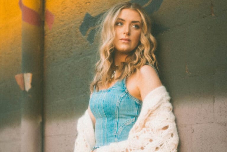 Charley Pride Honored With Willie Nelson Lifetime Achievement Award At ...