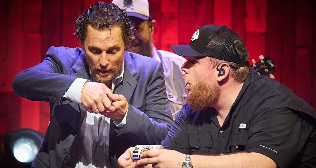 Luke Combs Rocks The Stage, Shotguns Beers With Matthew McConaughey at ...