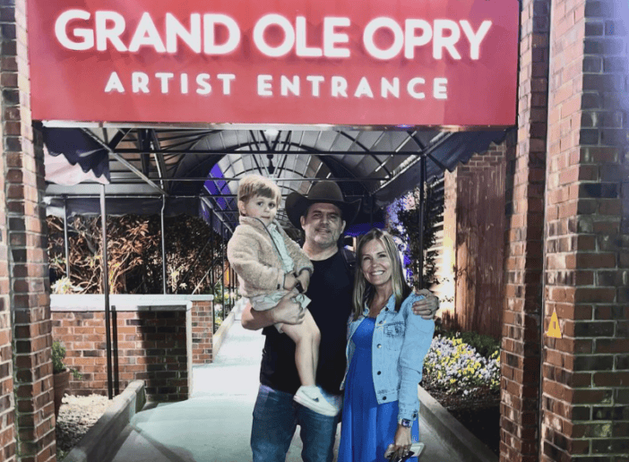 WATCH: Rhett Akins' 4-Year-Old Son, Brody, Makes His Grand Ole Opry ...