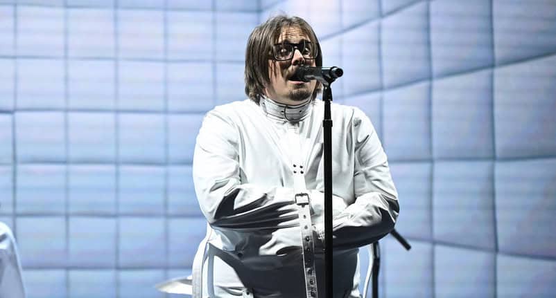 WATCH: HARDY Wears A Straightjacket While Performing 'PSYCHO' On 'The ...