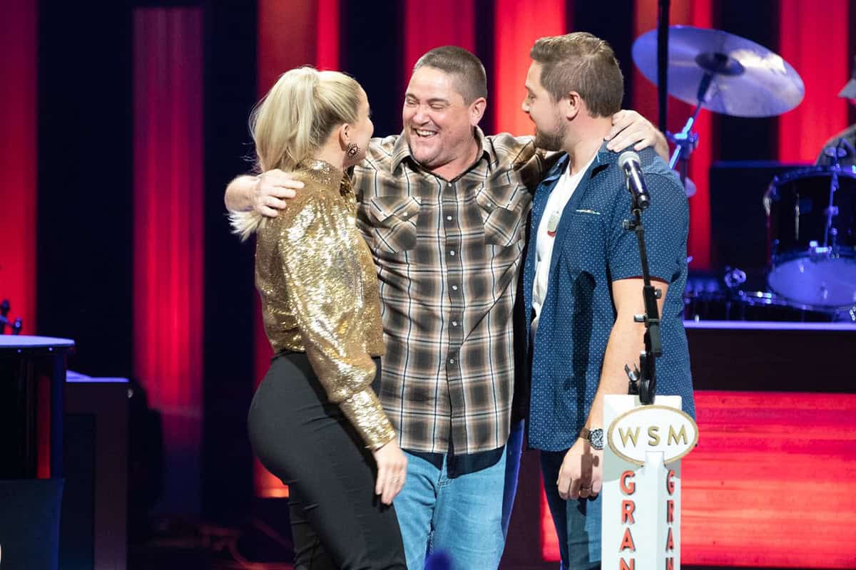 Lauren Alaina Opens Up About Grief And Growth After Losing Her Father ...