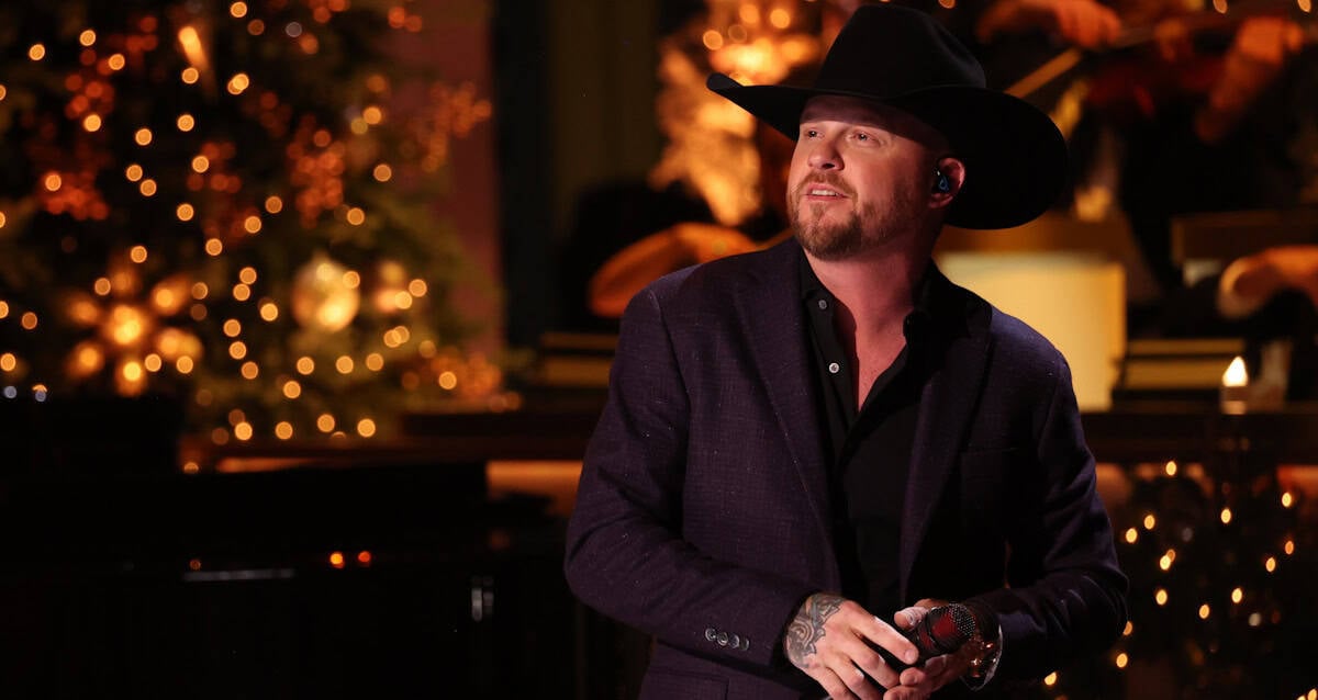 Cody Johnson Delivers Christmas Classics on 'CMA Country Christmas ...