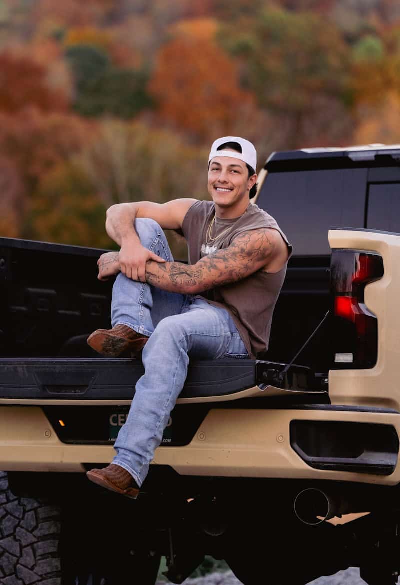 Tayler Holder Reflects on His Journey to Country Music and How Jelly ...