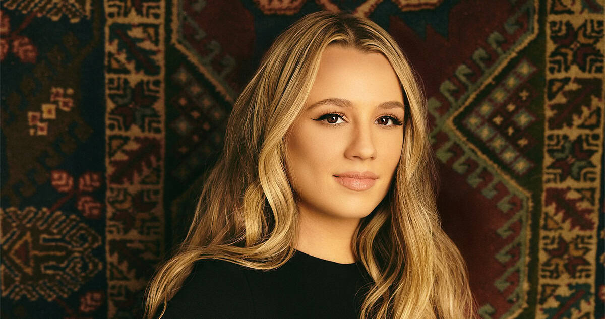 Gabby Barrett Opens Up About Life on the Road As A Mom And Forthcoming ...