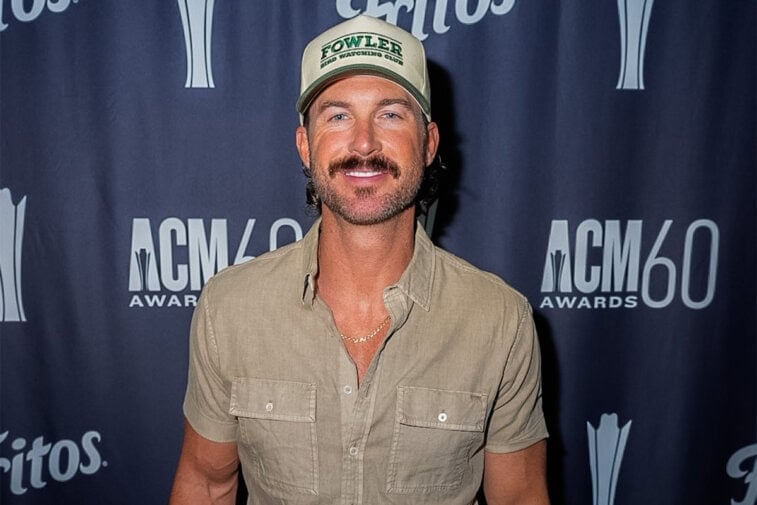 Riley Green Reacts To Surprise ACM Win And The Rise Of 'Worst Way ...