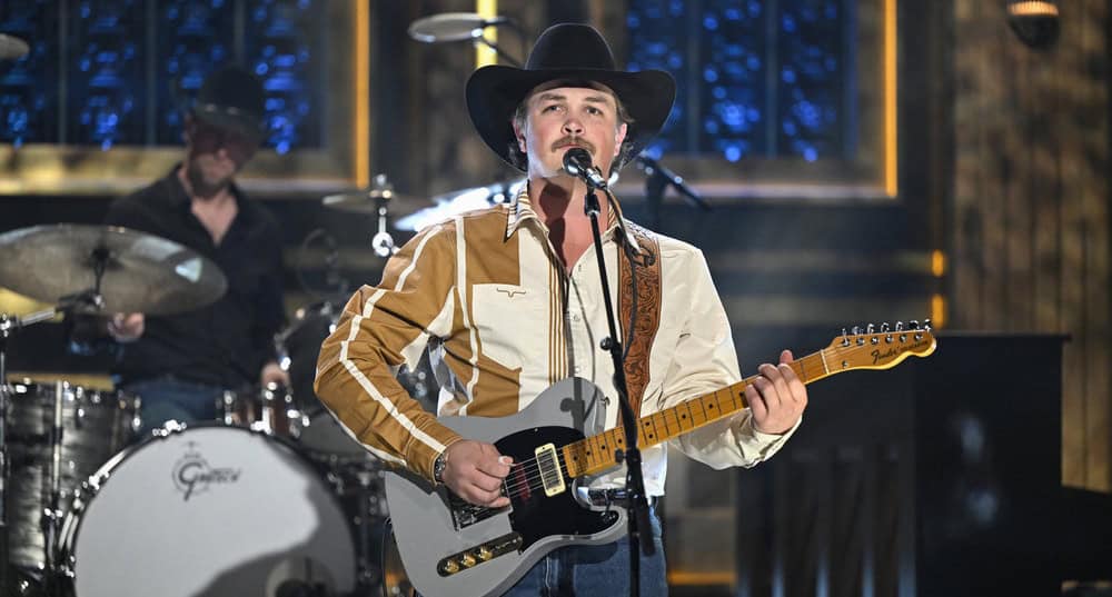 Fans Call Zach Top ‘The Man Saving Country Music’ After 'Tonight Show ...