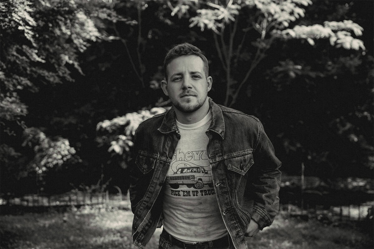 Kameron Marlowe Burns Down Heartbreak in Explosive New Song 'Fire On ...