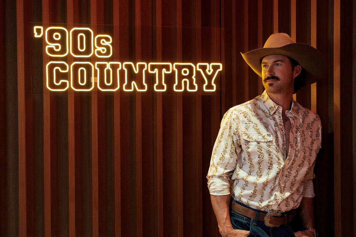 Riley Green Wants to Teach a New Generation What ’90s Country Is Really ...