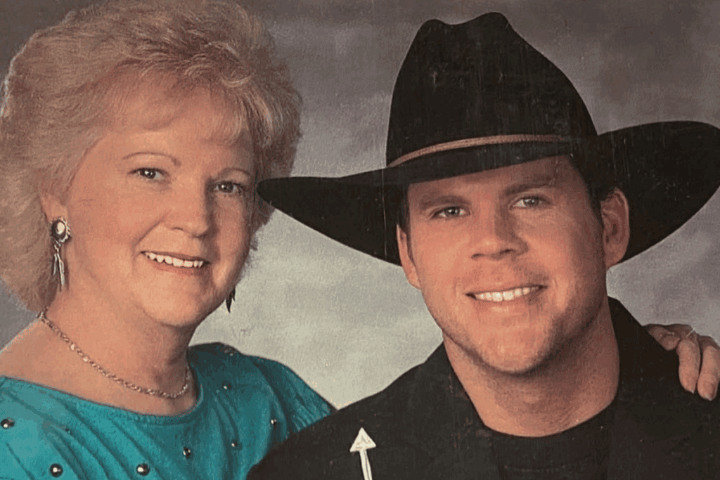 Country Star Gary Allan Mourns Mother, Mary Herzberg, His Biggest Fan ...