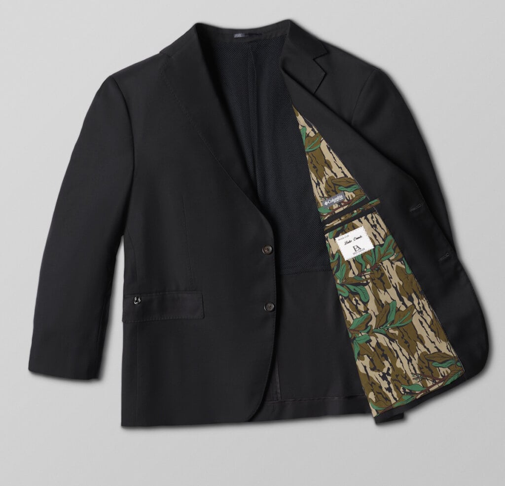 Luke Combs Rocks Custom Columbia PFG Suit During Date Night With Wife ...