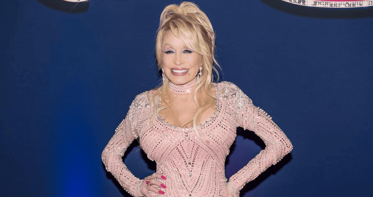 Dolly Parton’s Sister Freida Clarifies Emotional Prayer Request: 'I ...