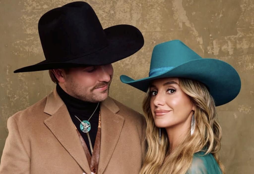 Lainey Wilson Credits Fiancé Devlin 'Duck' Hodges For Keeping Her ...