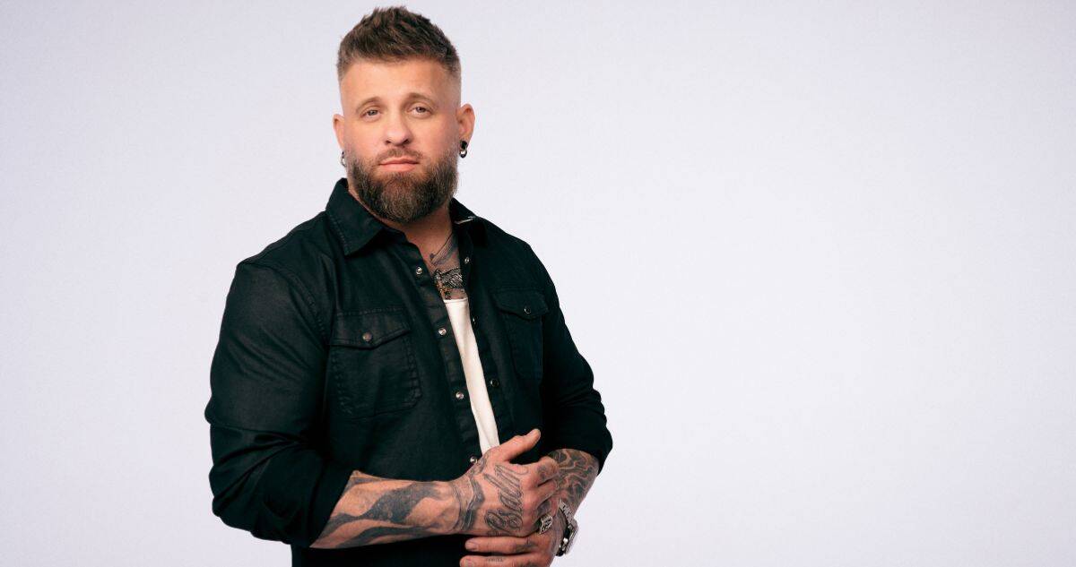 Brantley Gilbert Turns Real-Life Love Story Into Tension-Filled Single ...